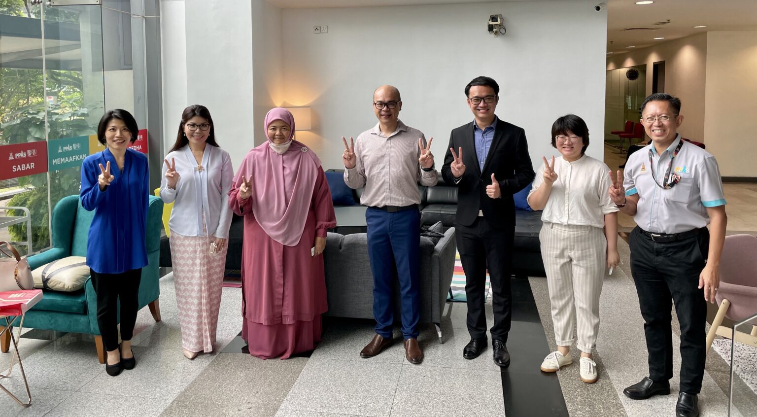 SGM Pays a Courtesy Visit to Raja Tun Uda Library | SGM