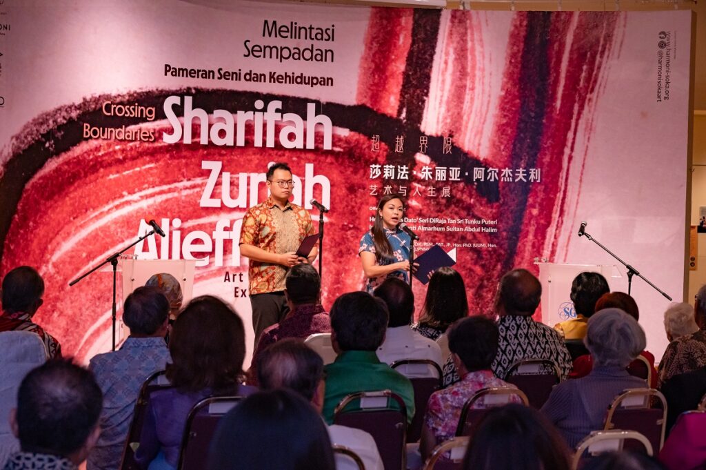 Tunku Puteri Intan Safinaz Opens “Crossing Boundaries – Sharifah Zuriah ...
