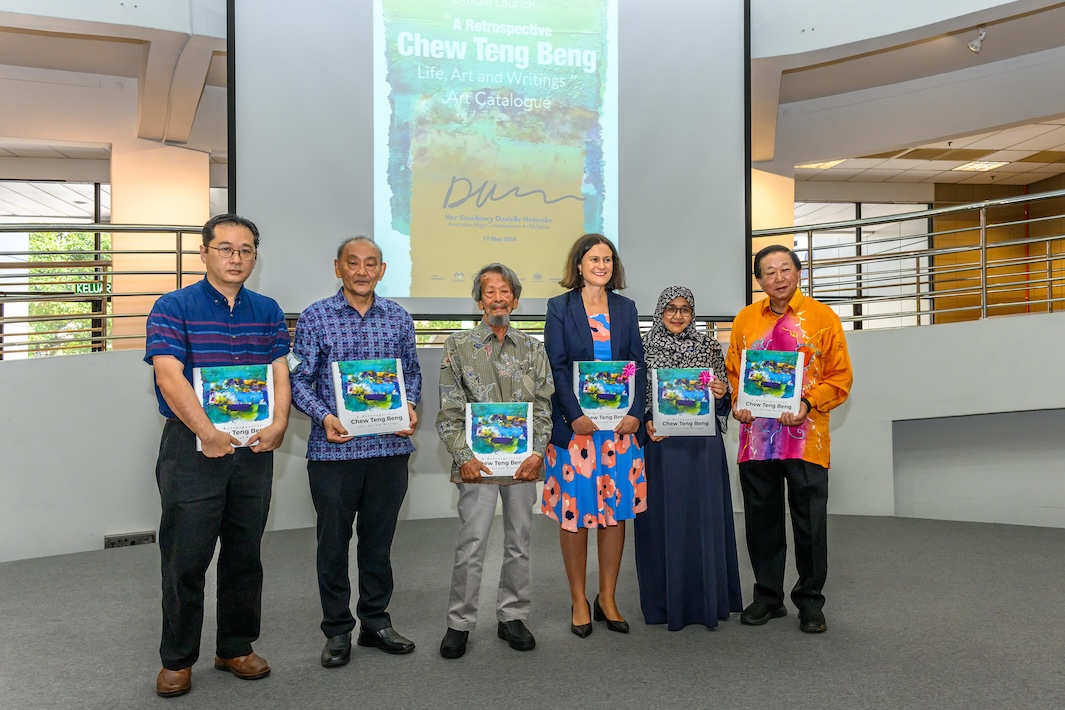 Launch of A Retrospective Art Catalogue of Dr Chew Teng Beng – SGM