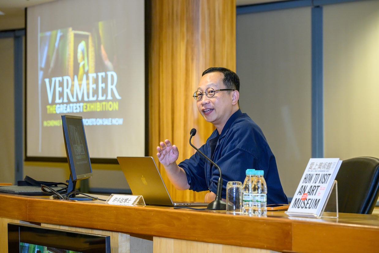 Museum Curator Dr Koh Doh Tat Conducts Training Course | SGM