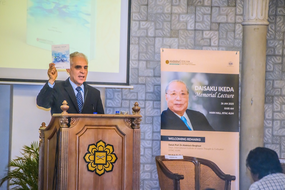 ISTAC-IIUM Holds Second Daisaku Ikeda Memorial Lecture on SGI’s 50th ...
